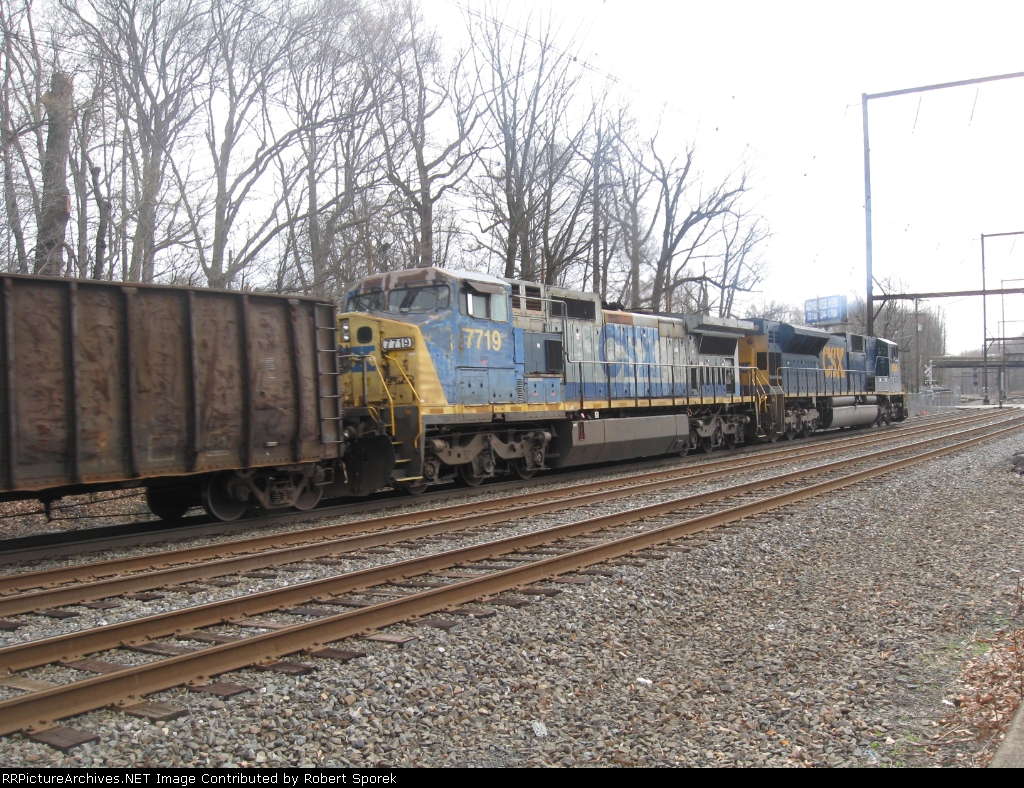 CSX Q439 with SD80MAC #4596